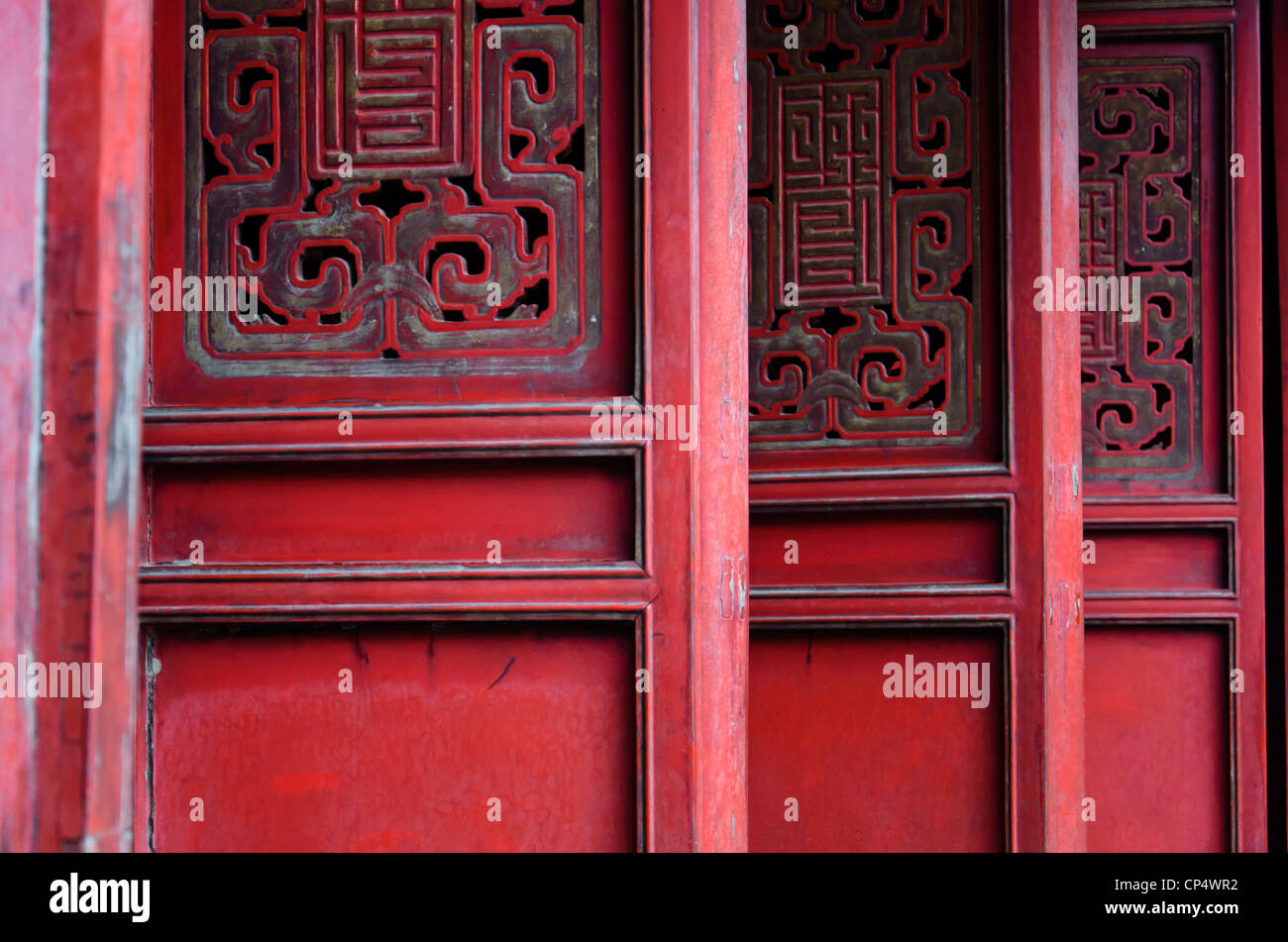 Open temple doors hi-res stock photography and images - Alamy