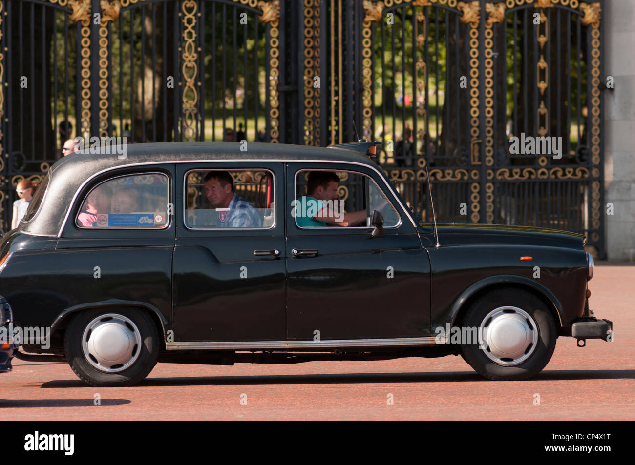 Green Taxi Background High Resolution Stock Photography and Images - Alamy