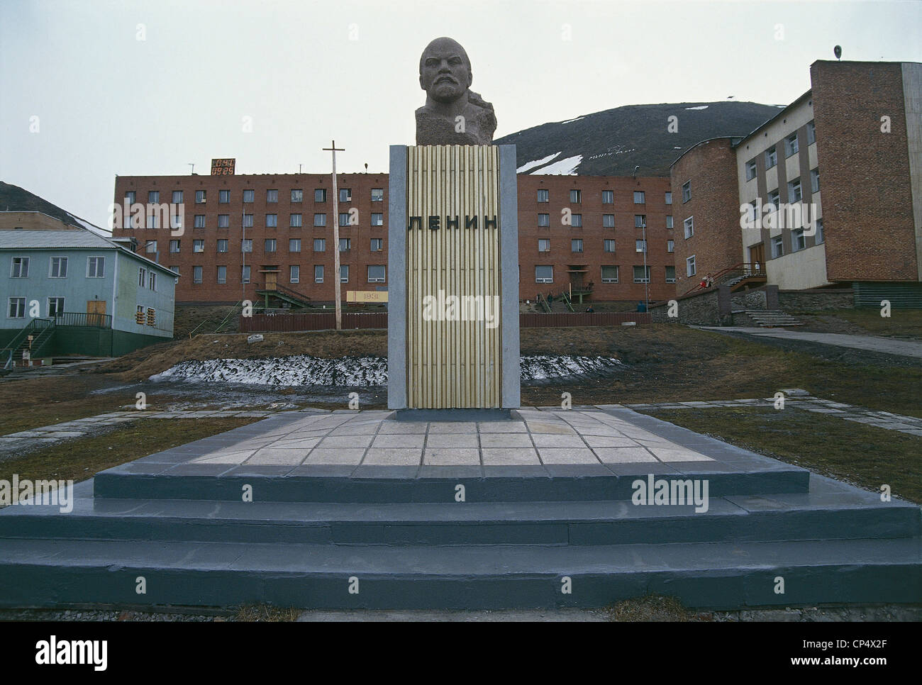 Uljanov vladimir ilic hi-res stock photography and images - Alamy