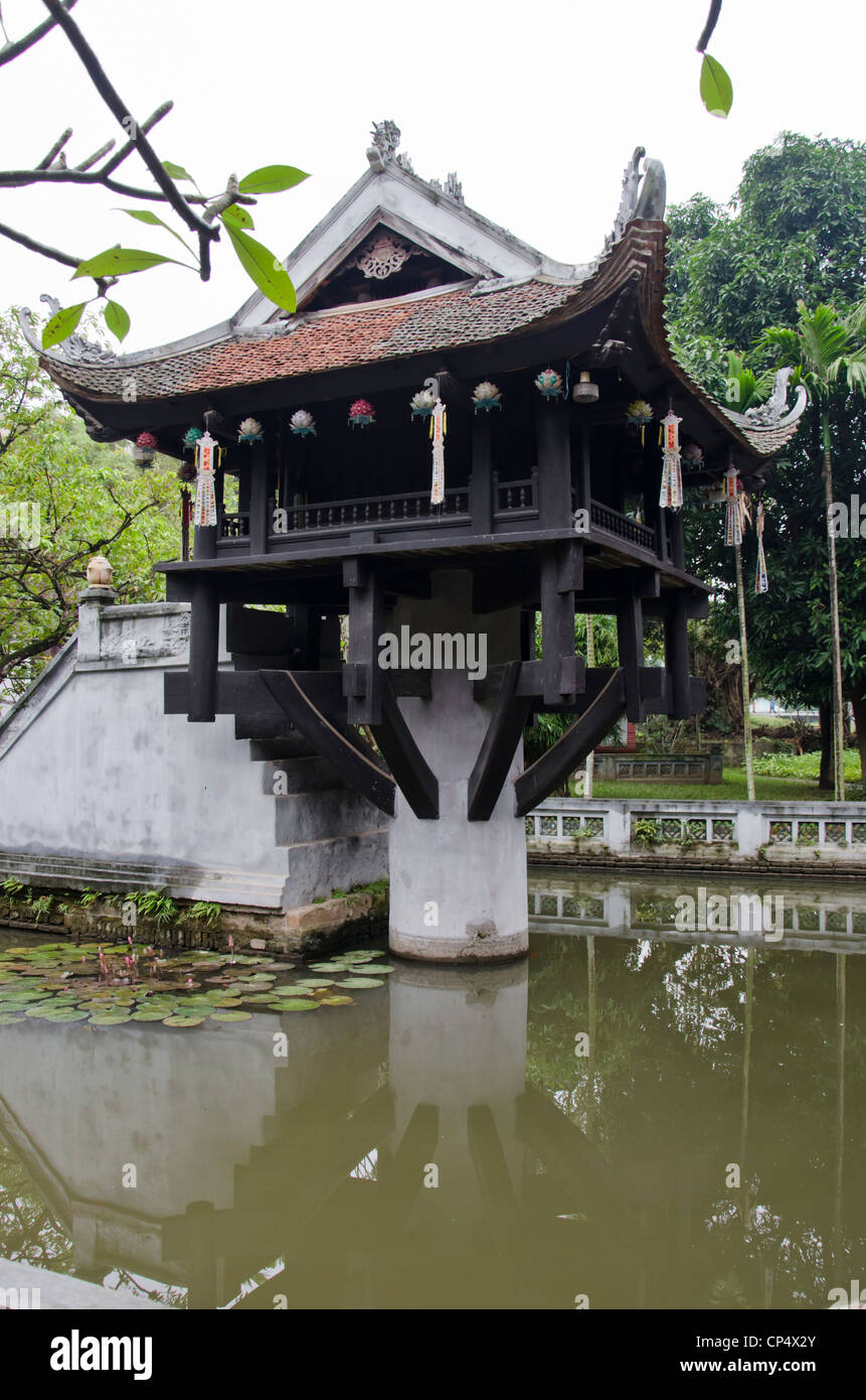 Exterior of One pillar pagoda in Hanoi Vietnam Stock Photo - Alamy