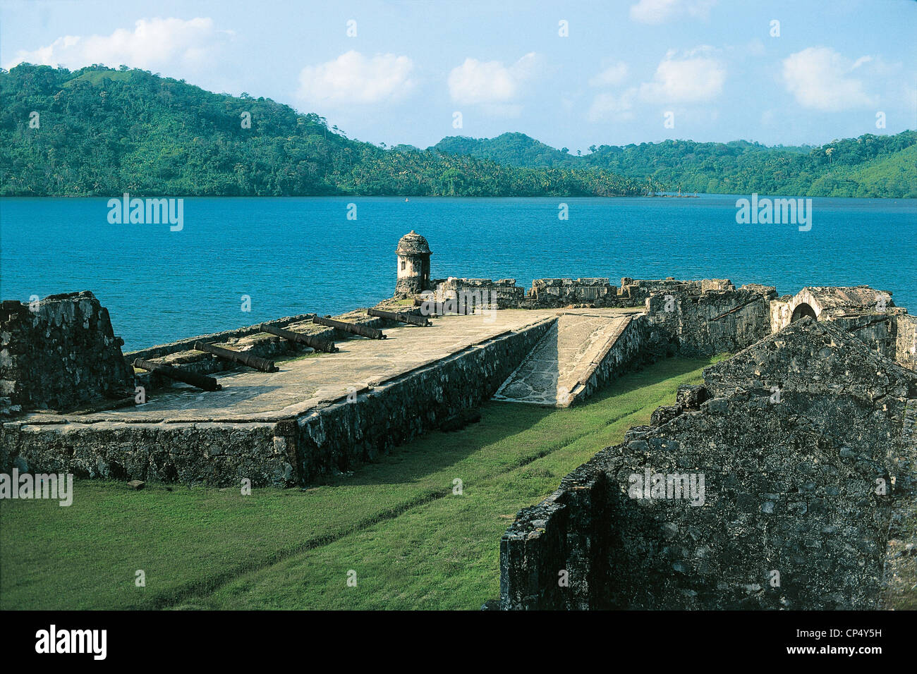 Portobelo Panama Portobelo And Mamey Island With Boat Ride And Lunch