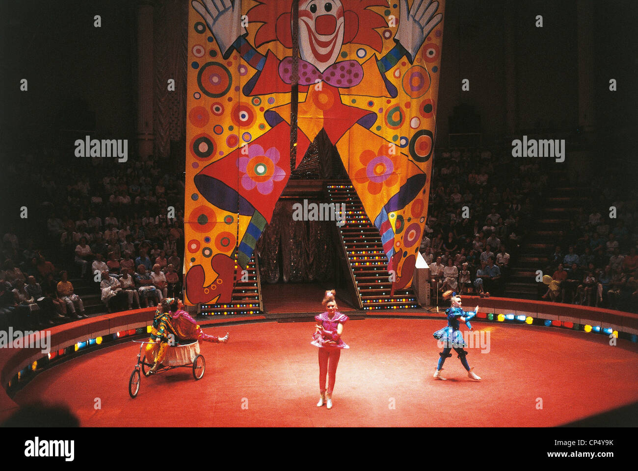 Russia Moscow Circus Show At The Old Stock Photo - Alamy