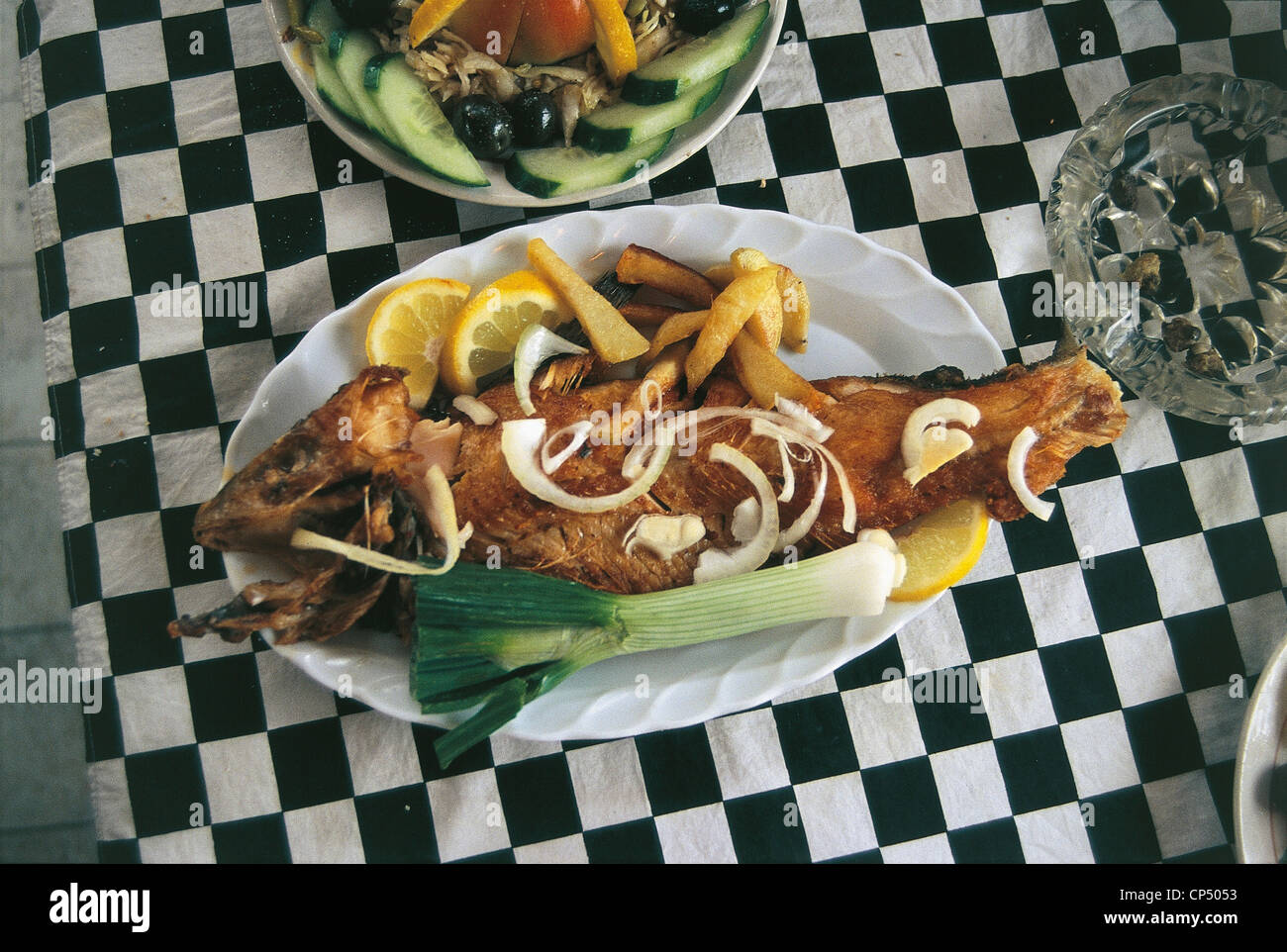 ALBANIA - PROGRADEC. Cuisine with fish from Lake Ohrid Stock Photo - Alamy