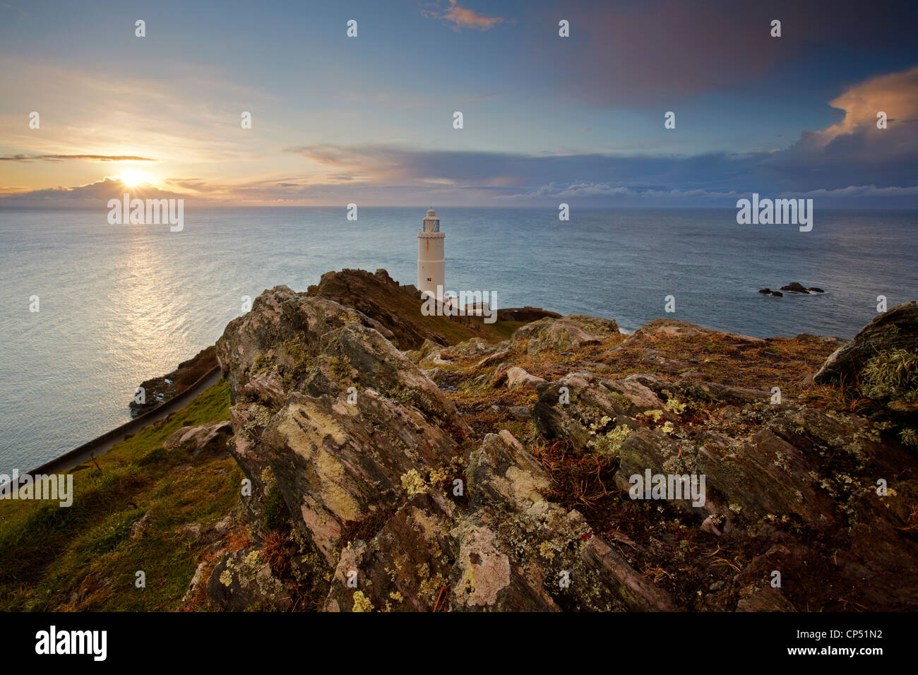 Dawn light over Start Point lighthouse on the South Devon coast Stock ...