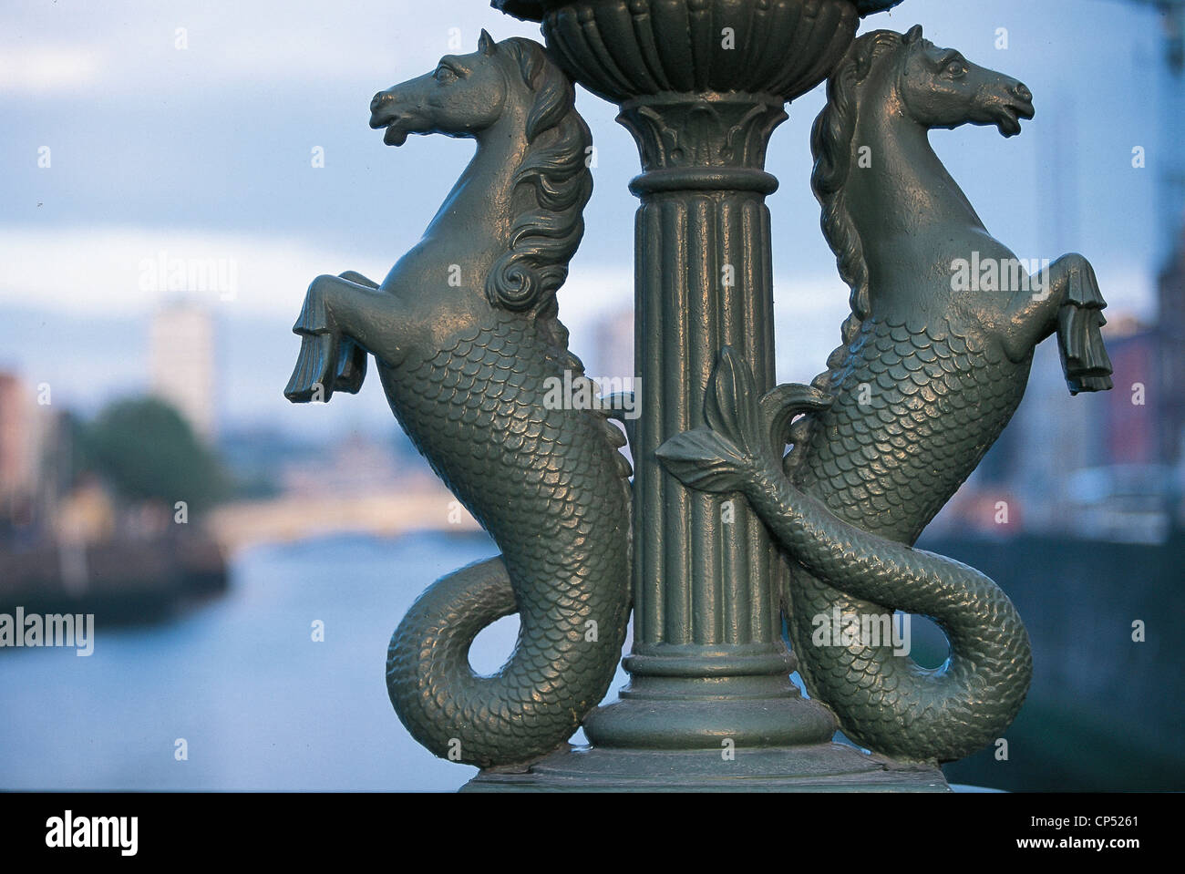 Ireland - Dublin, bronze sculpture Stock Photo - Alamy
