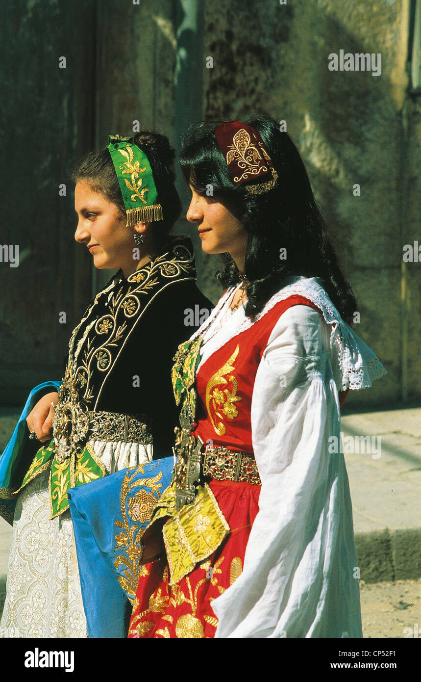 Albanian Girls