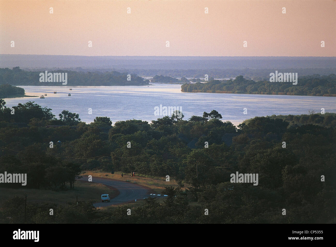 ZIMBABWE the Zambezi River Stock Photo - Alamy