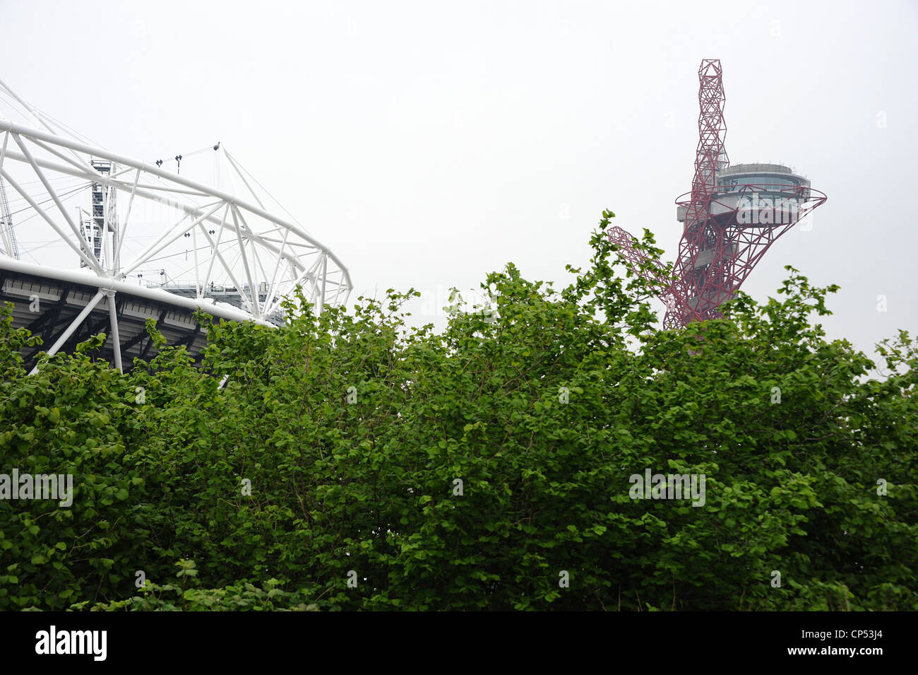 View of completed Olympic Stadium and Orbit structure Stock Photo - Alamy