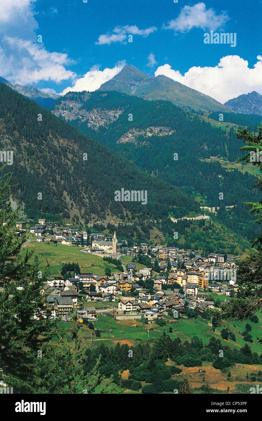 Brusson italy hi-res stock photography and images - Alamy