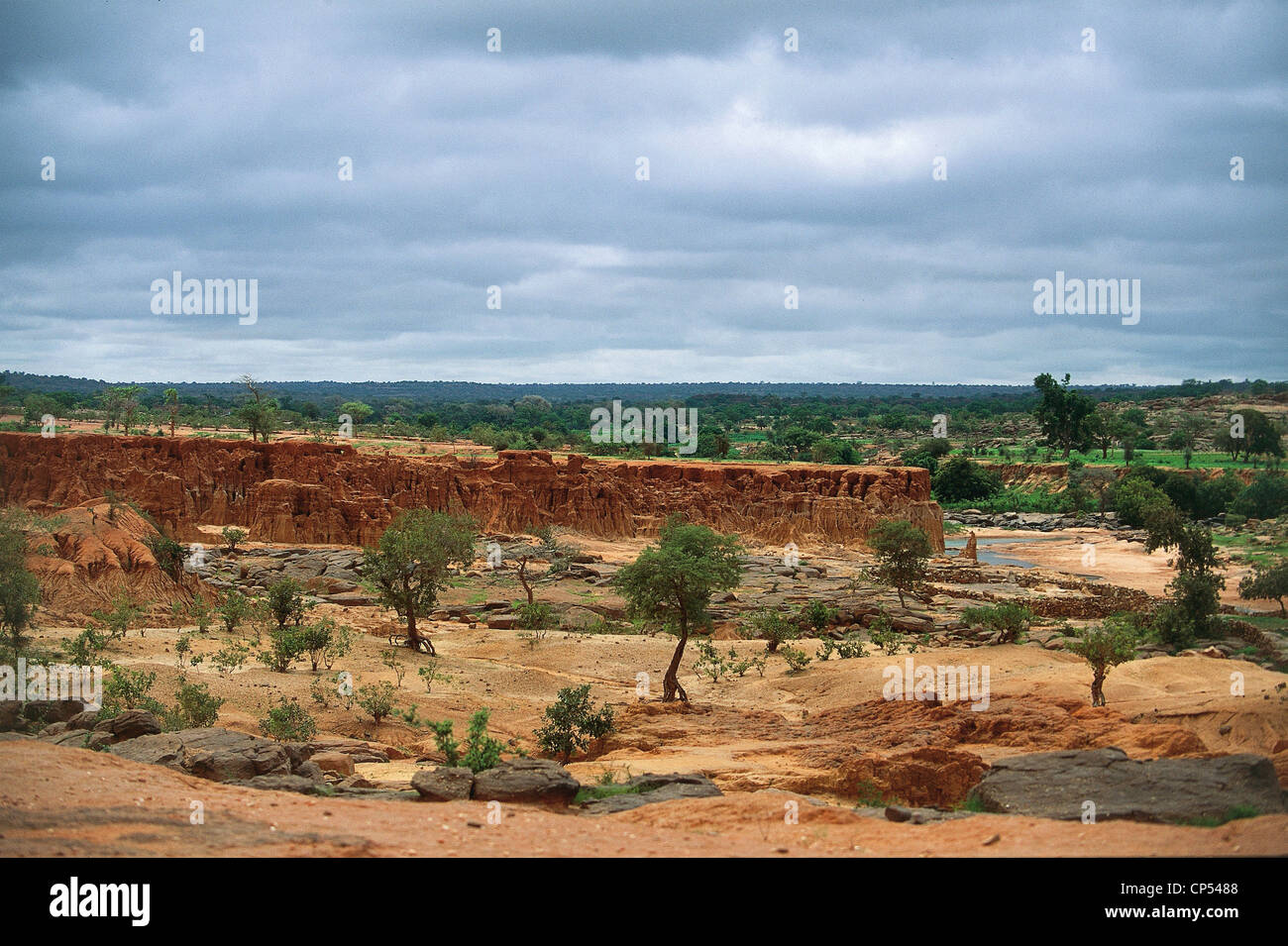 Mali - Landscape in the Sahel area of Bandiagara Stock Photo - Alamy