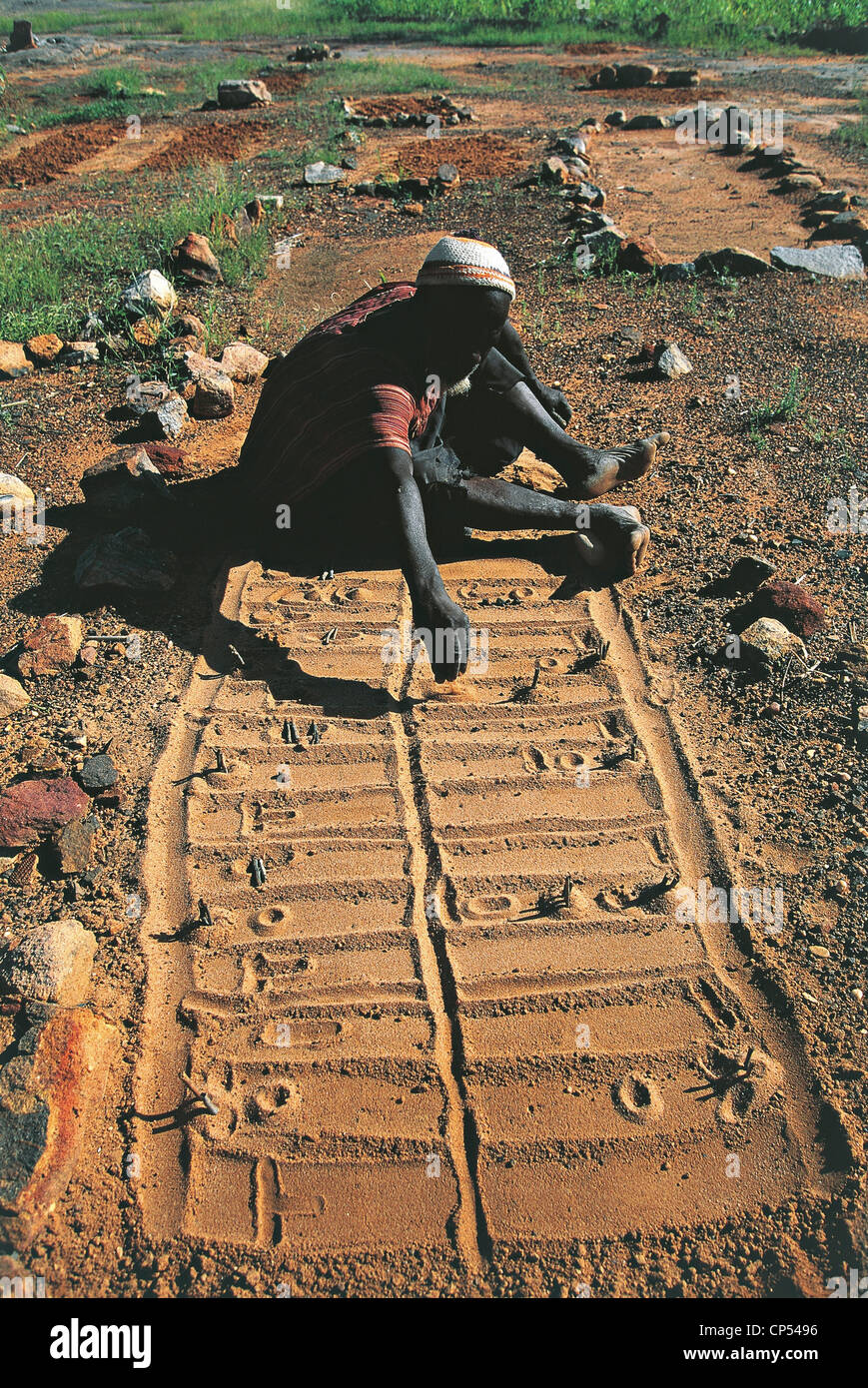 MALI TABLE OF DIVINE PERFORMANCE from the H Stock Photo - Alamy