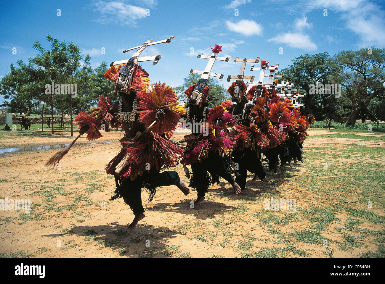Dance masks hi-res stock photography and images - Alamy