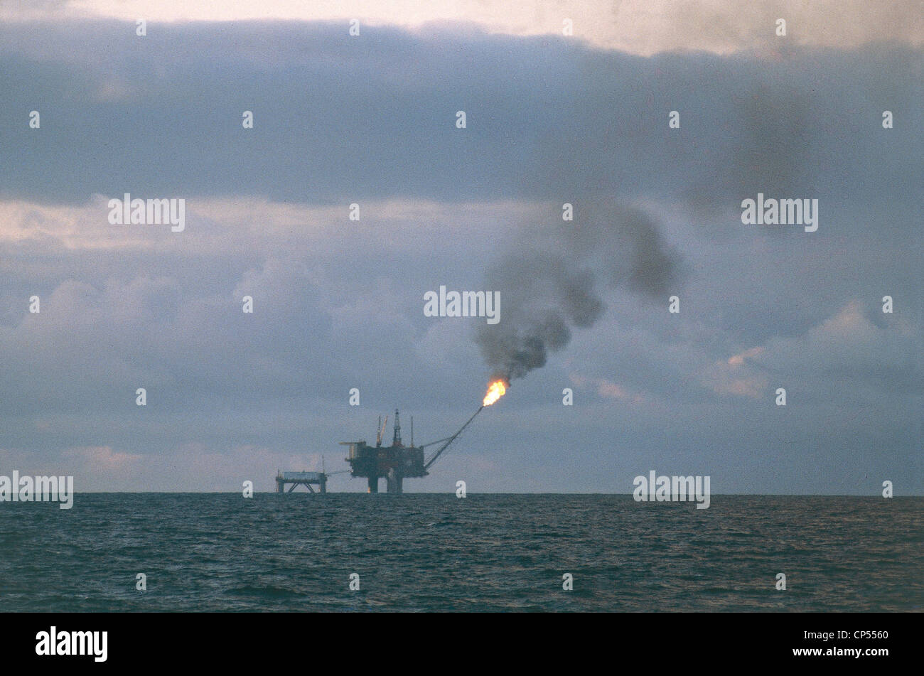 Norway - North Sea platform drilling for oil Stock Photo - Alamy