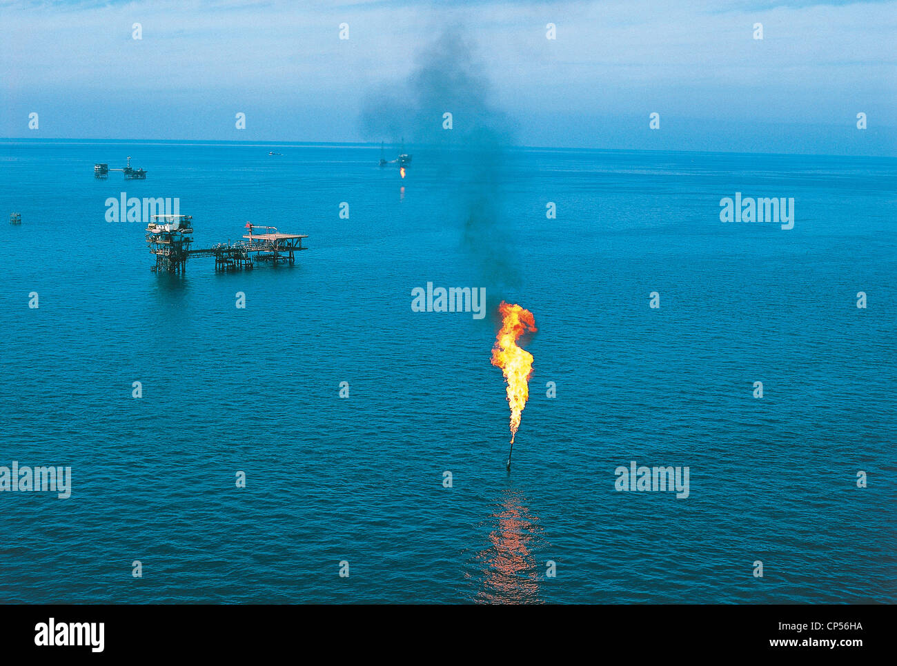Egypt Sinai Of Oil Wells In The Gulf Of Suez Stock Photo - Alamy