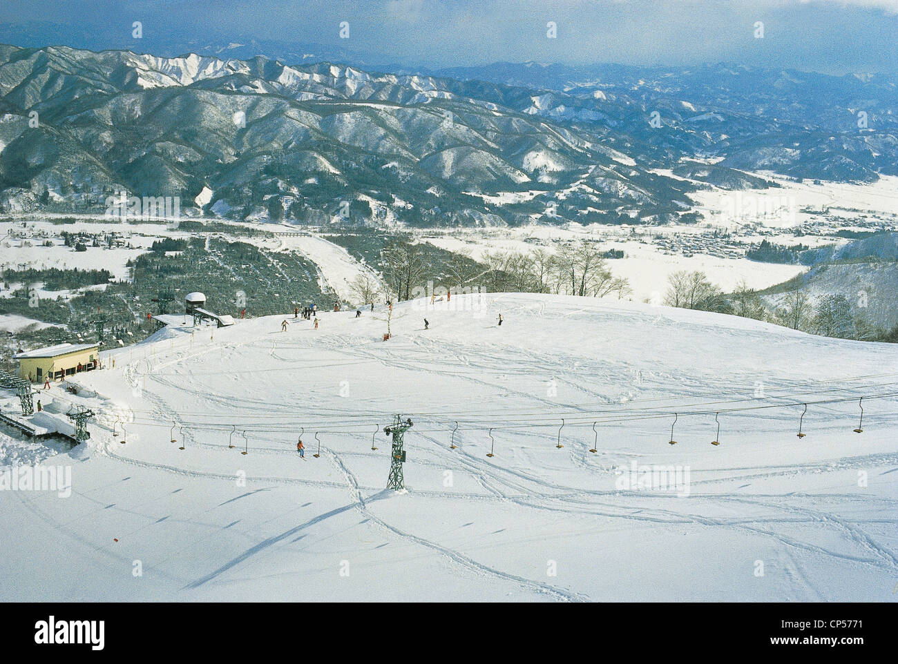 JAPANESE NAGANO JAPAN ALPS SKI RESORTS ON THE SLOPES OF MOUNT Happe ...