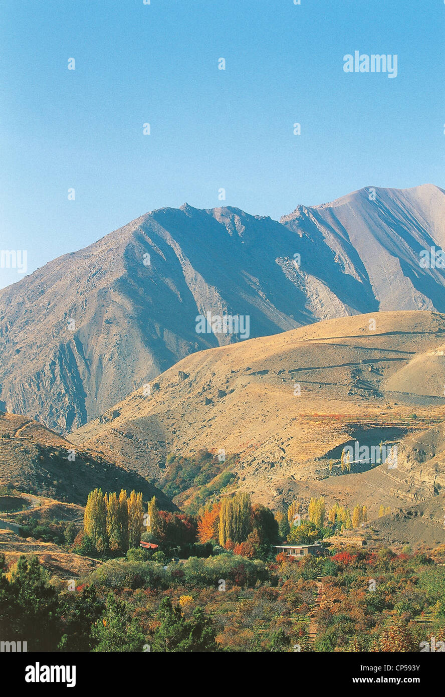 Tehran mountain range hi-res stock photography and images - Alamy