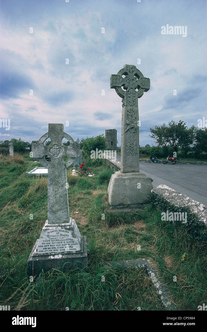 Drumcliff IRELAND CELTIC CROSS Stock Photo - Alamy