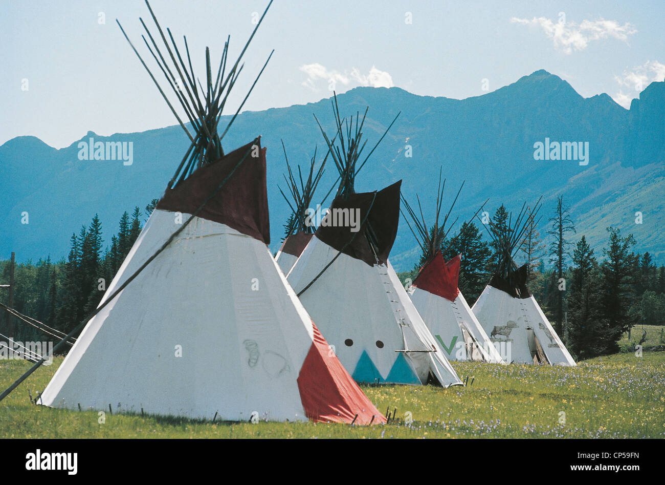 CANADA ALBERTA tent encampments INDIAN Stock Photo - Alamy