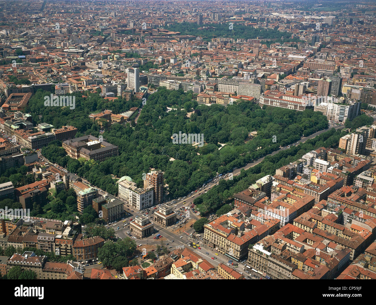 Milan public gardens hi-res stock photography and images - Alamy