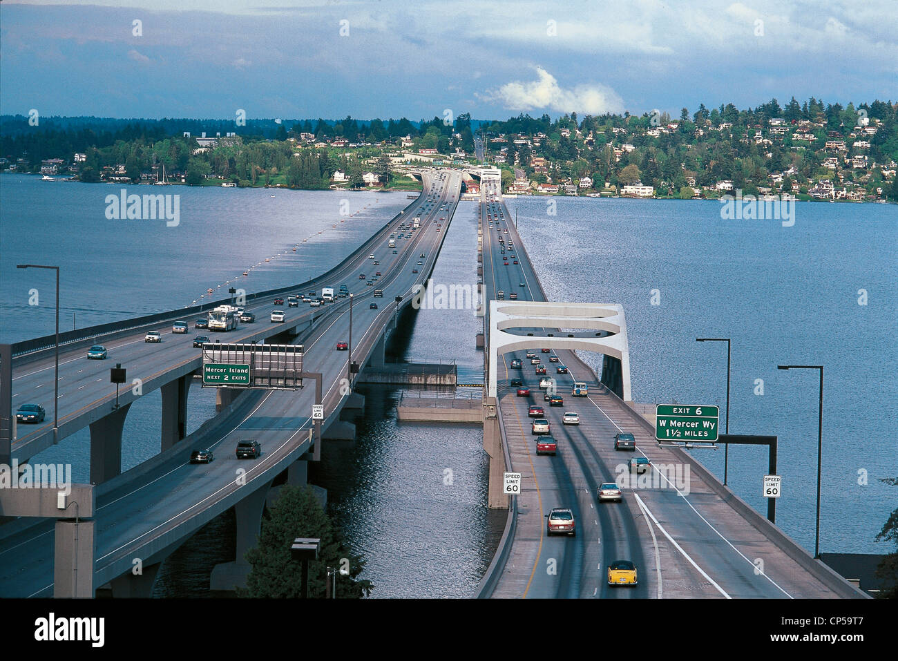 Lake washington floating bridge hi-res stock photography and images - Alamy