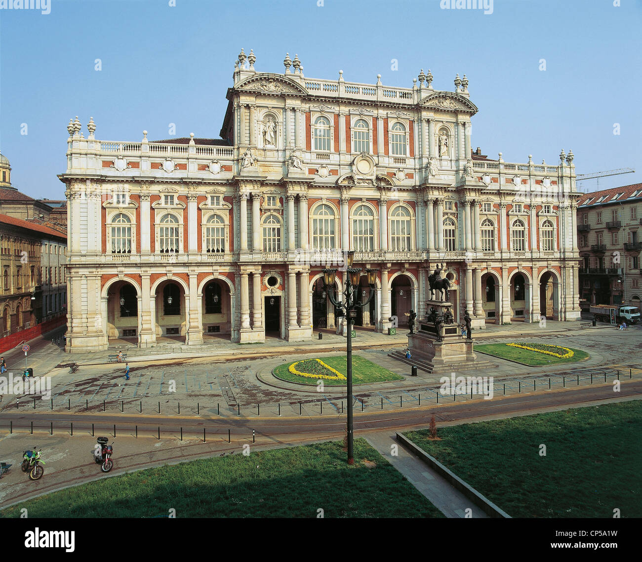 Palazzo Carignano PIEMONTE TORINO THE PIAZZA CARLO ALBERTO Stock Photo ...