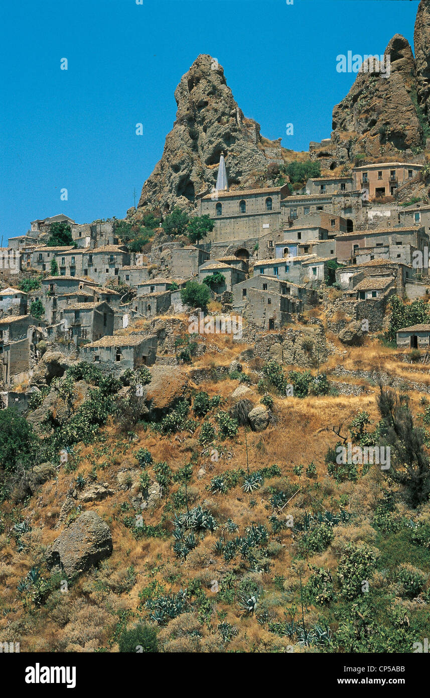 Pentedattilo Italy High Resolution Stock Photography and Images - Alamy