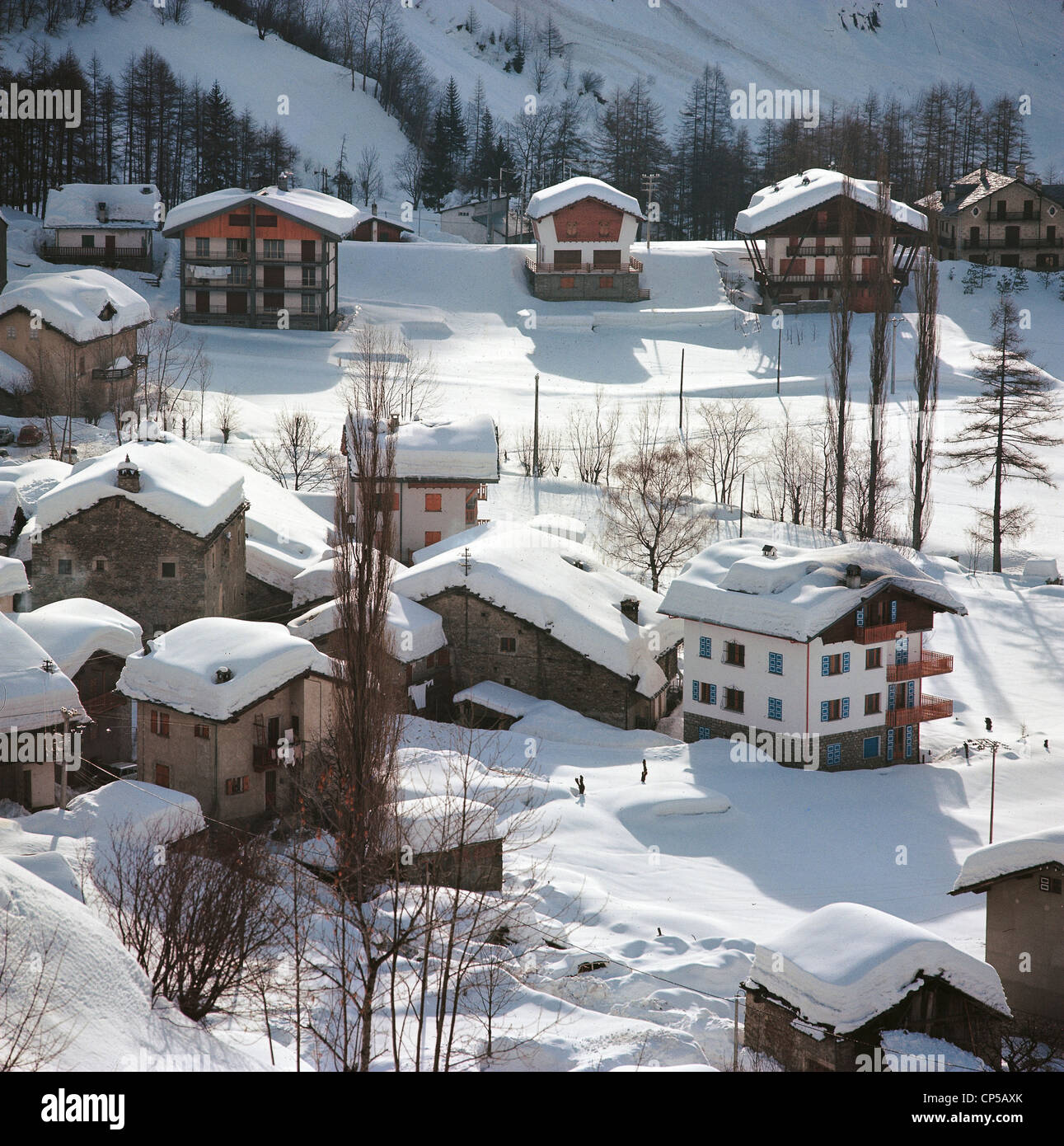 Entreves hi-res stock photography and images - Alamy