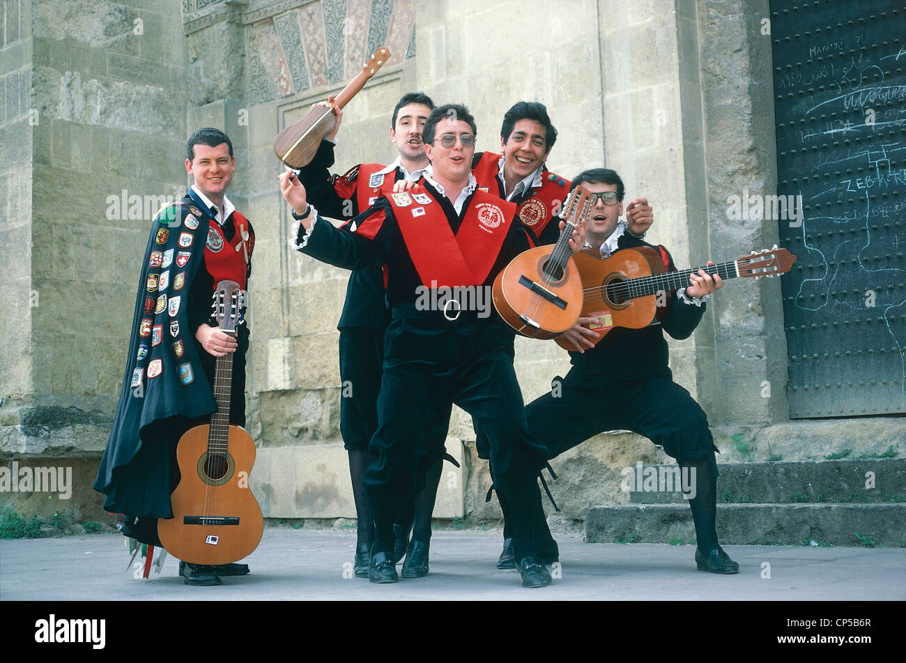 Playing stringed instruments hi-res stock photography and images - Alamy