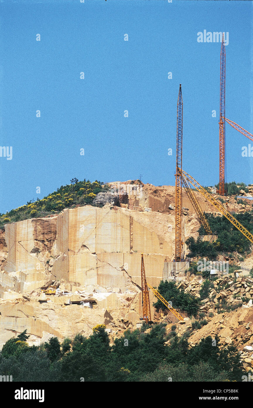 Travertine quarry hi-res stock photography and images - Alamy