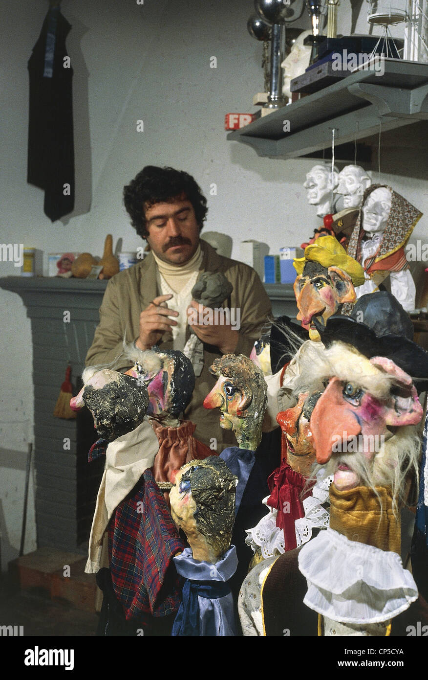 Sardinia - Oristano. Puppeteer Stock Photo - Alamy