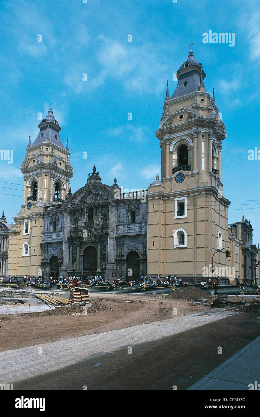 Peru - Lima. The Cathedral of the Assumption, consecrated in 1625 Stock ...