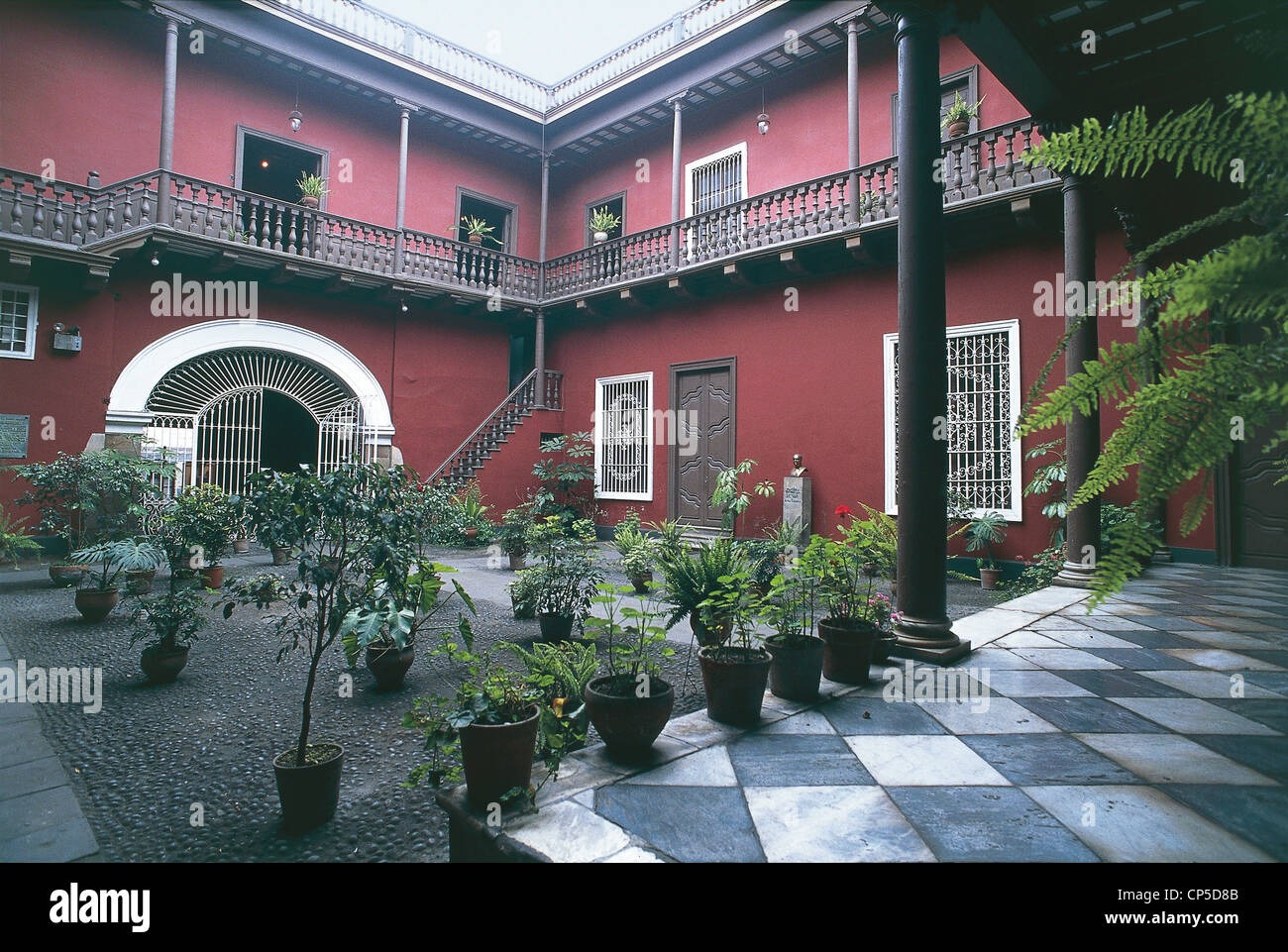 Peru - Lima. L 'Riva Aguero Institute, yard Stock Photo - Alamy