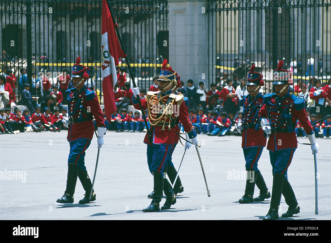 Peru - Lima. Changing of the guard at Government House Stock Photo - Alamy