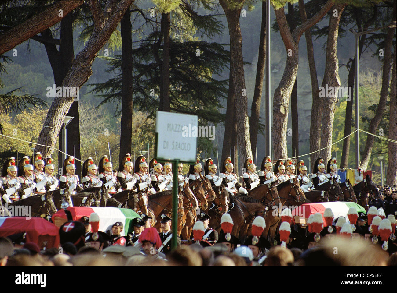 Italian XXI century - State Funeral for the dead Italians in Nasiriyah ...