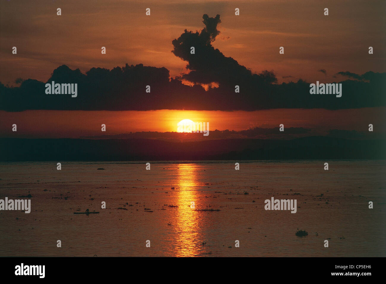 ZAIRE - KINSHASA, Zaire River Stock Photo - Alamy