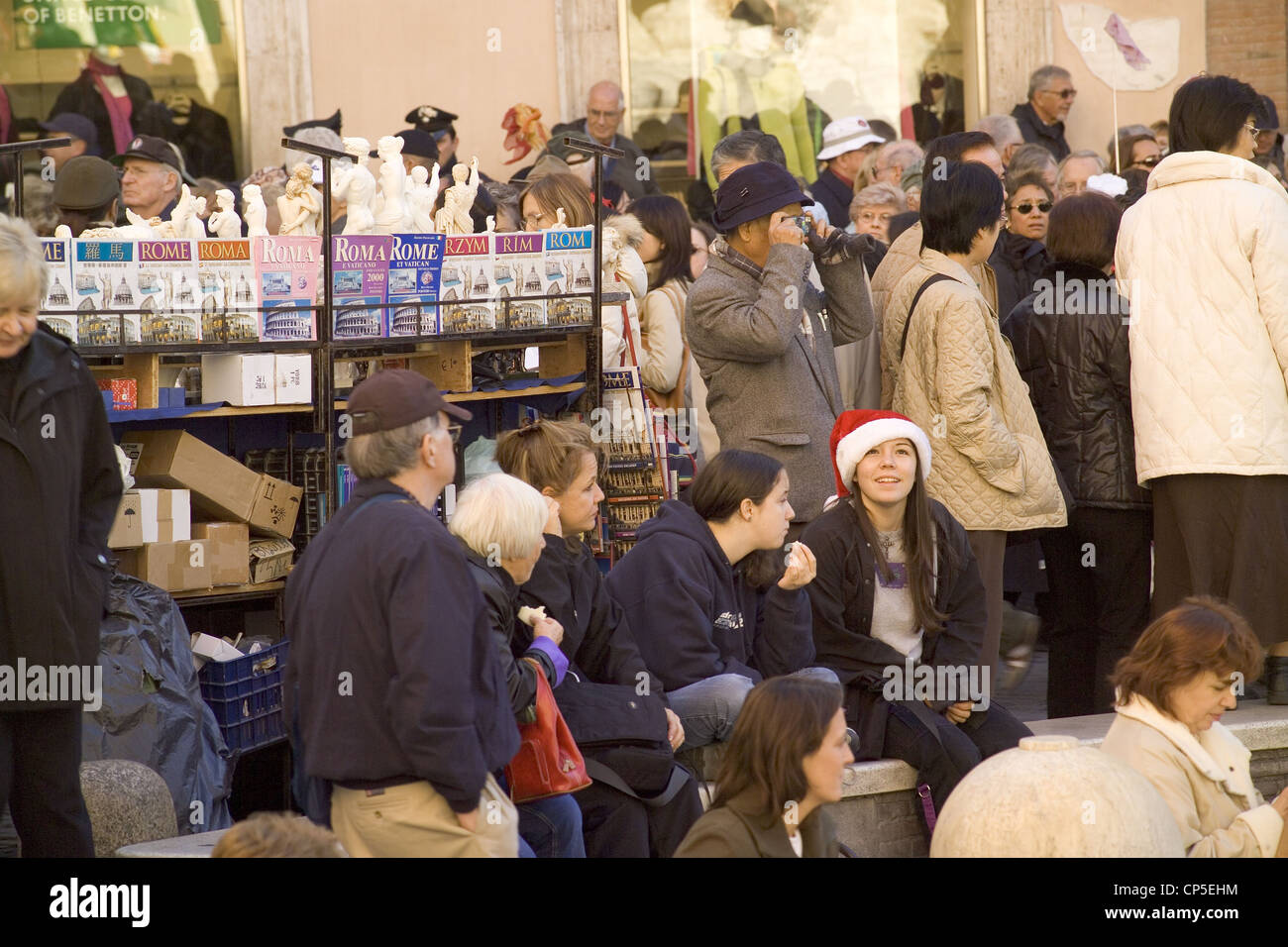 Lazio - Roma, Piazza di Trevi. People Stock Photo - Alamy