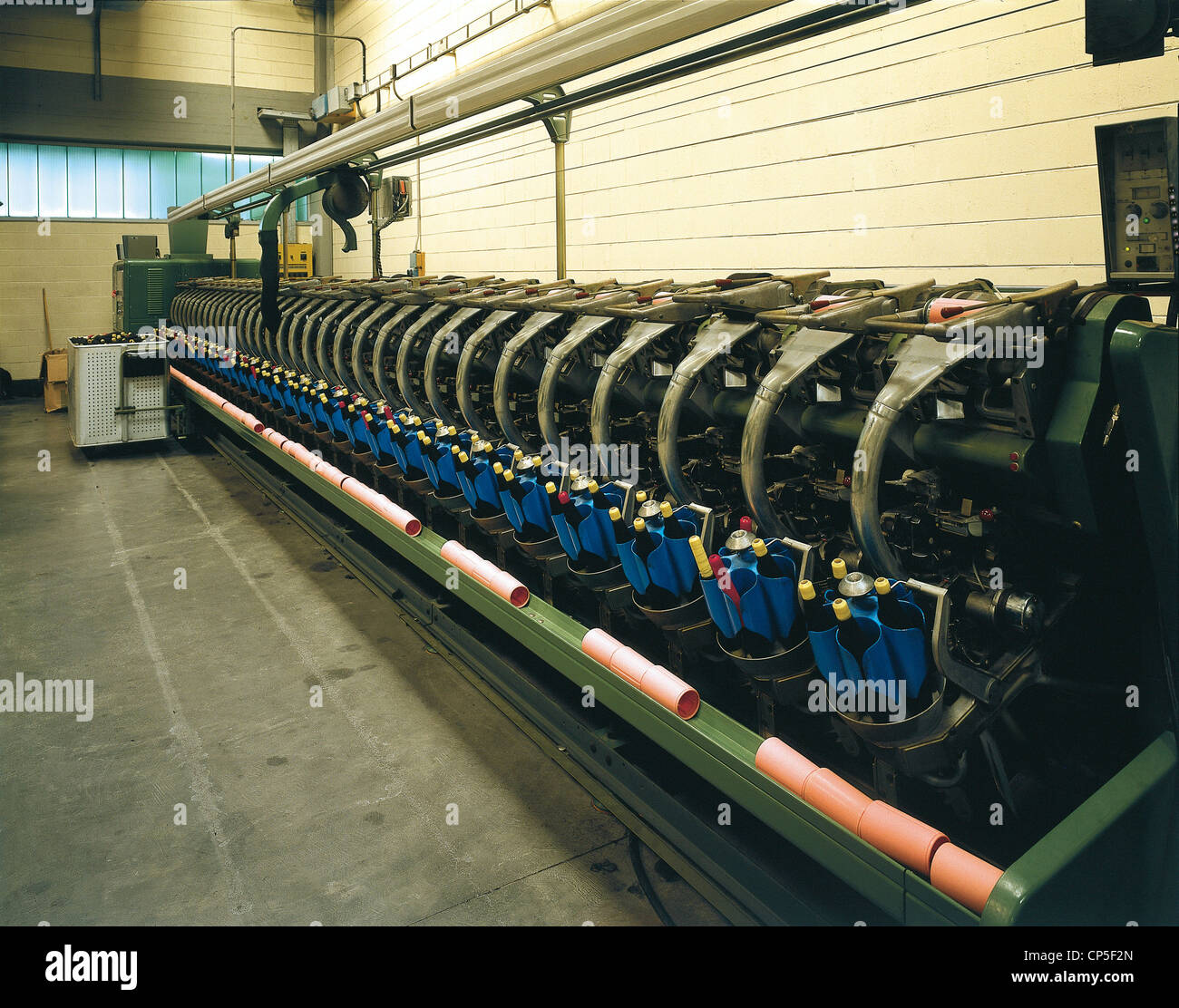 PIEDMONT INSTITUTE tecnotex ROD SPINNING DEPARTMENT Stock Photo - Alamy
