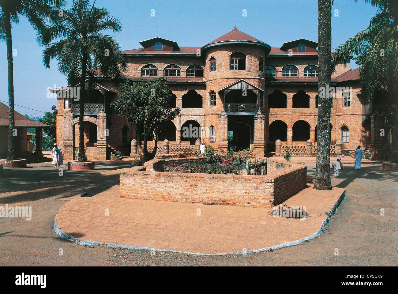 Cameroon foumban palace sultan hi-res stock photography and images - Alamy