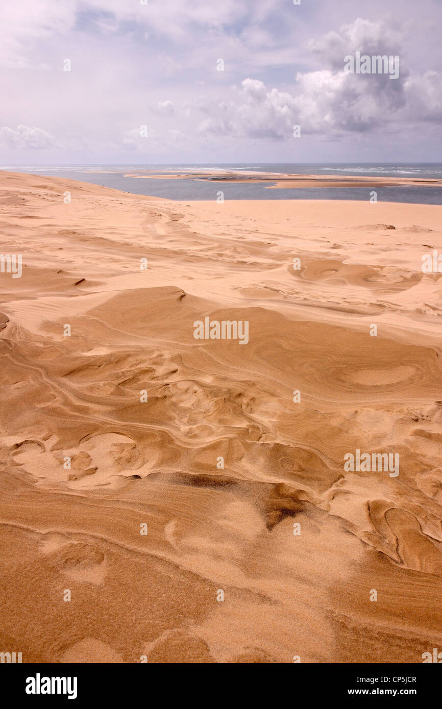 Windswept sand patterns, Dune du Pyla, Arcachon, France Stock Photo - Alamy