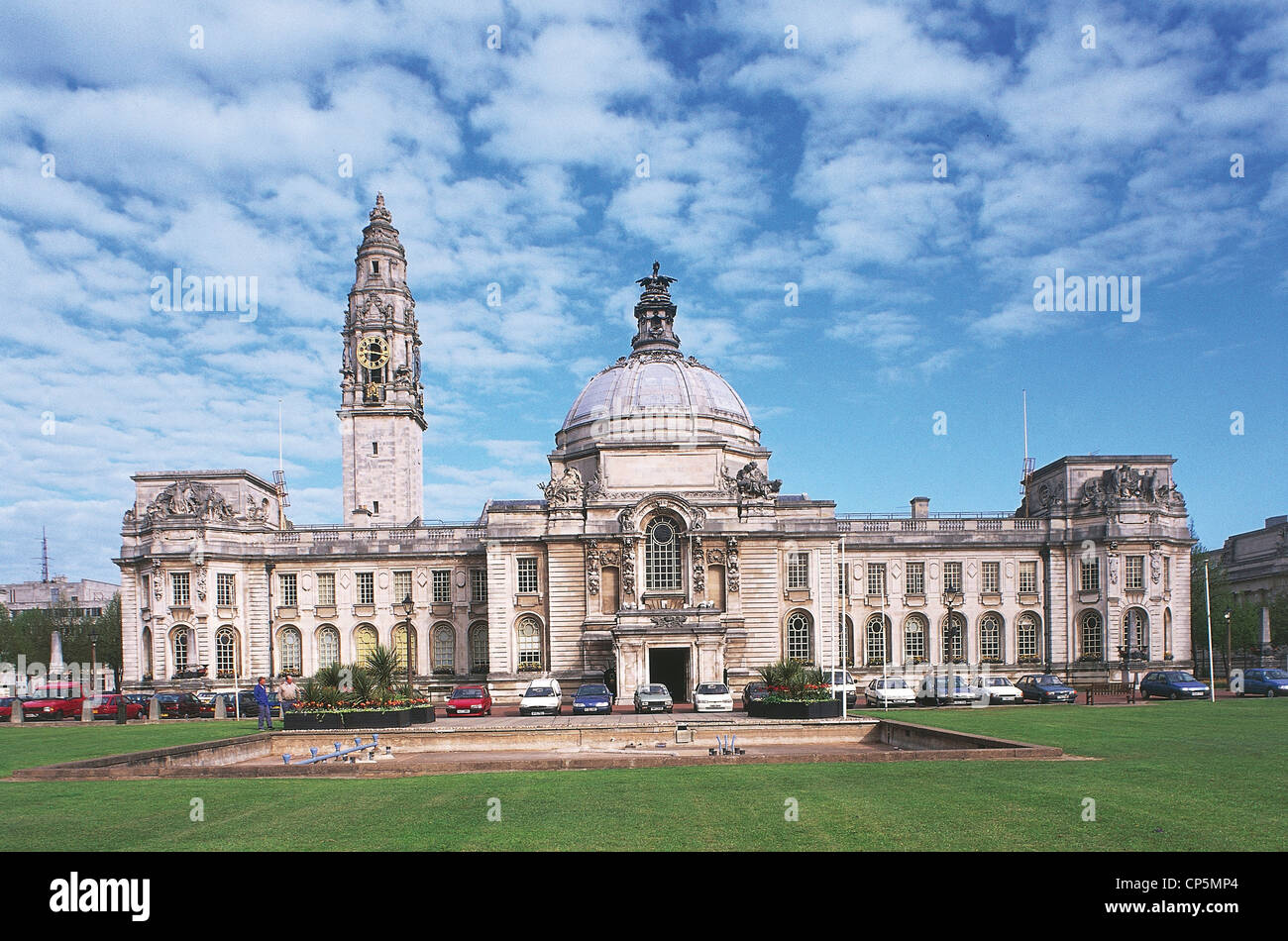 Granbretagna - Wales - Cardiff. Civic Center Stock Photo - Alamy