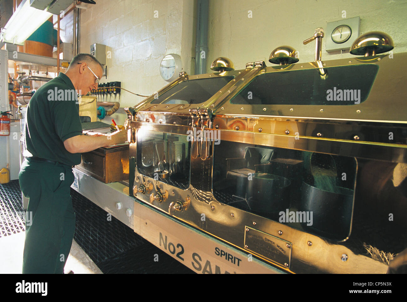Tomintoul distillery hi-res stock photography and images - Alamy