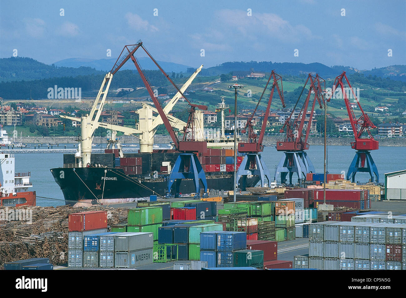 Port of bilbao container hi-res stock photography and images - Alamy
