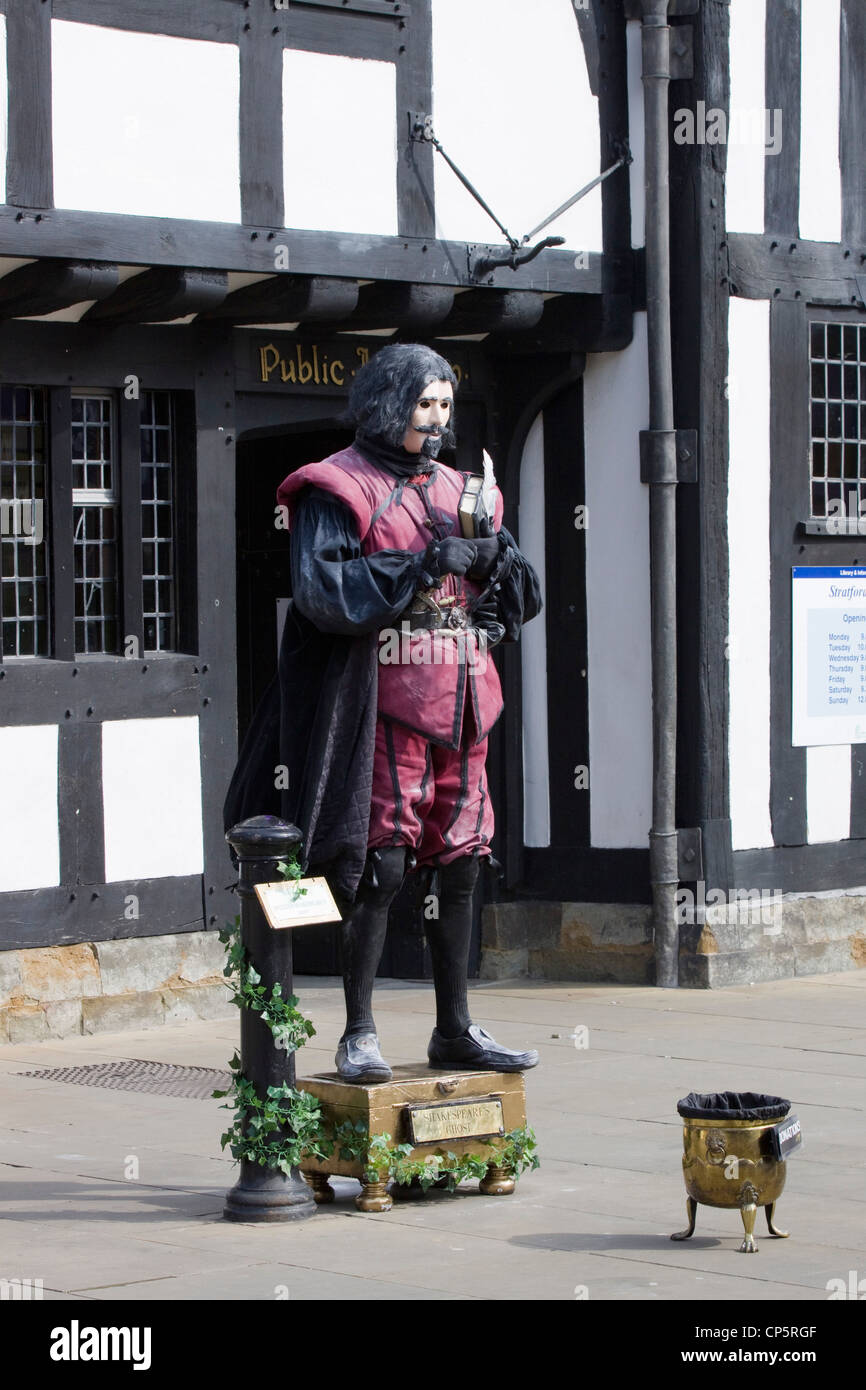 A Mime Artist and Busker on the streets of Stratford Upon Avon England ...