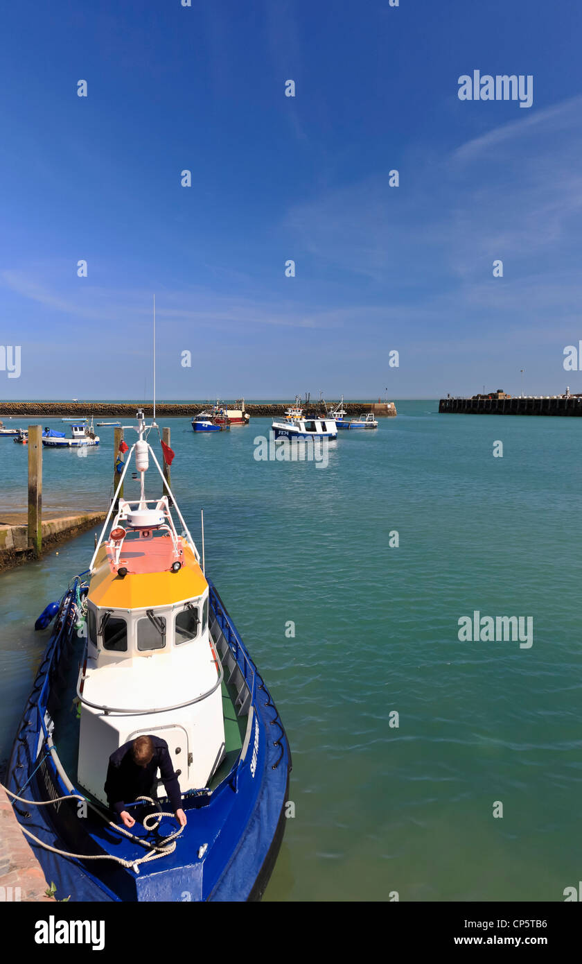 Folkestone kent harbour hi-res stock photography and images - Alamy
