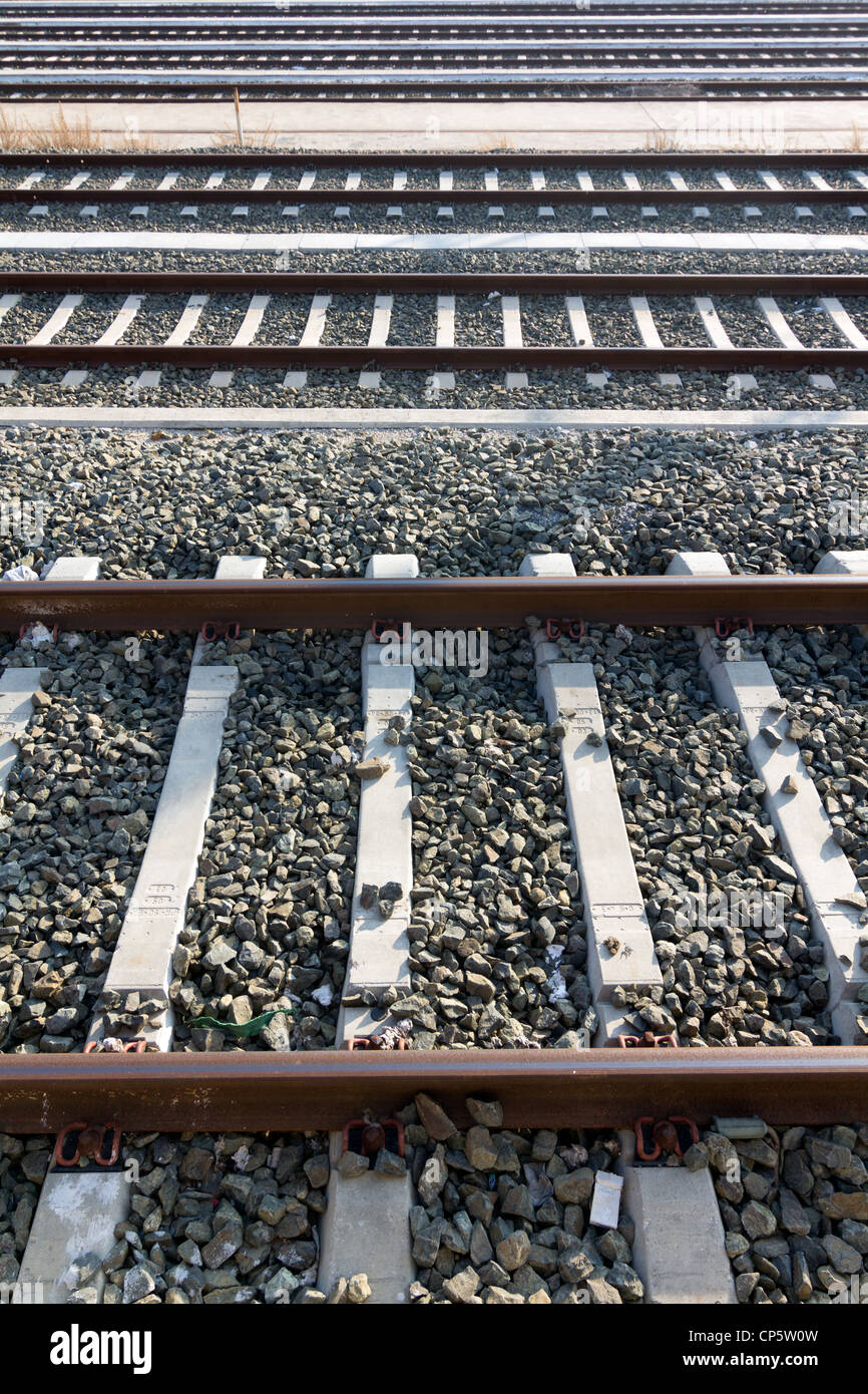 Roads and railways hi-res stock photography and images - Alamy