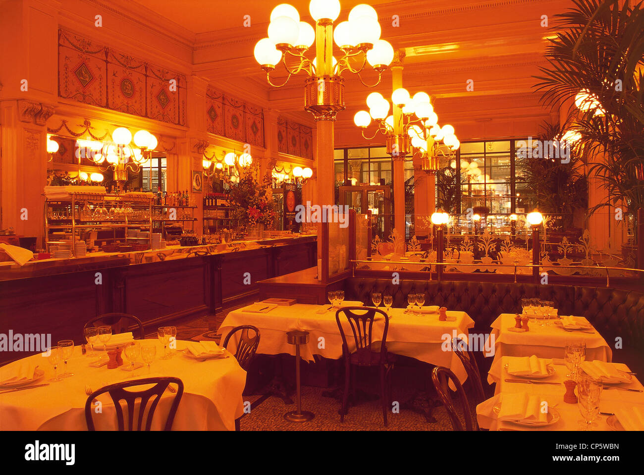 Grand colbert restaurant hi-res stock photography and images - Alamy