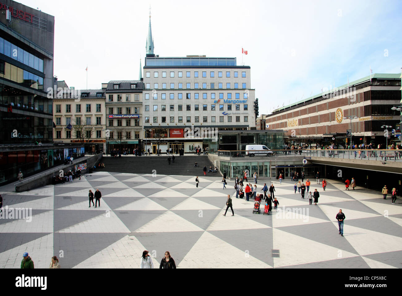 Plattan, the Slab, a sunken pedestrian plaza belonging to Sergels Torg ...