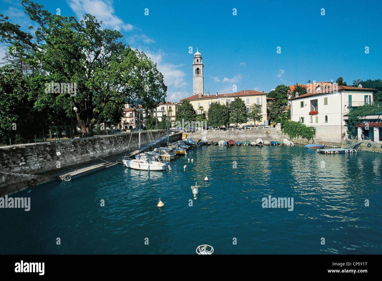 Verbania harbor italy hi-res stock photography and images - Alamy