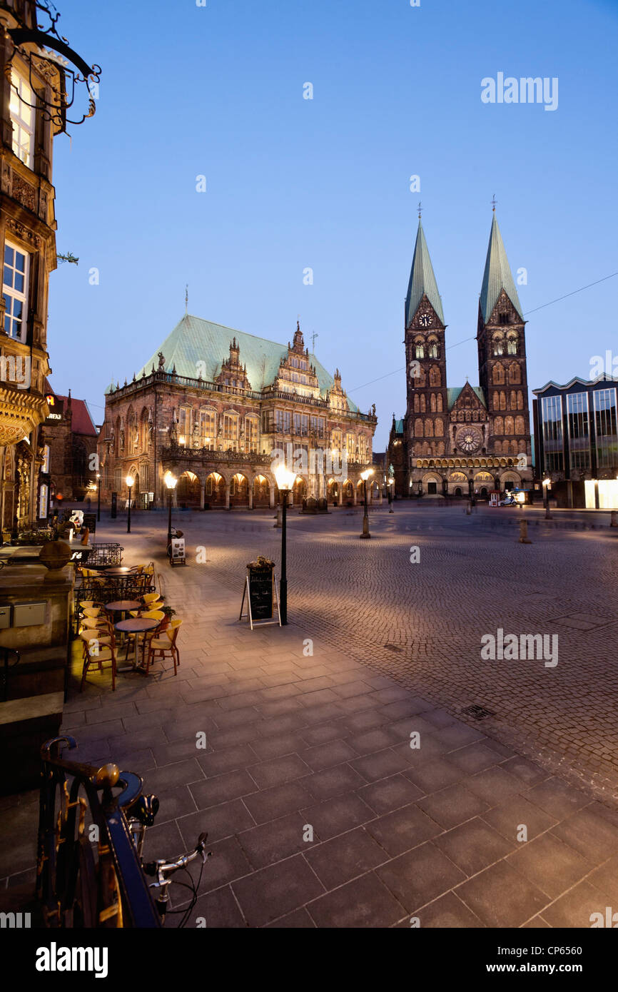 Germany, Bremen, View of town hall at market square Stock Photo - Alamy
