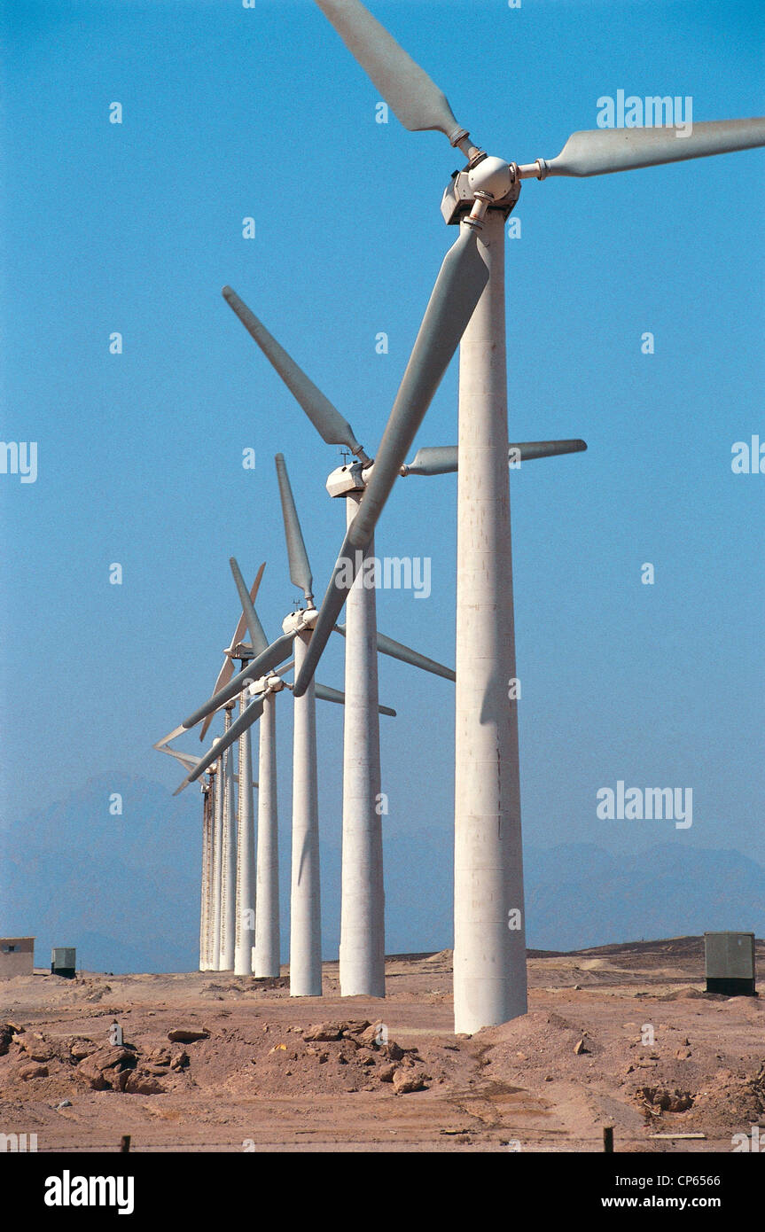NORTH EASTERN DESERT OF EGYPT Hurghada Wind Farm Stock Photo - Alamy